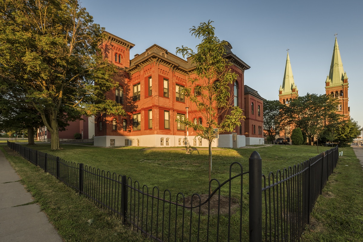 Academy Square Apartments - Rich and Gardner Construction Company, Inc.